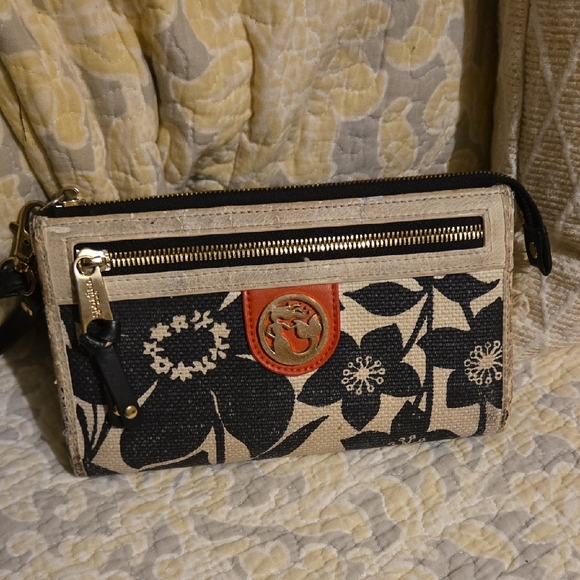 Spartina 449 | Bags | Spartina 449 Black And Tan Floral Clutch | Poshmark